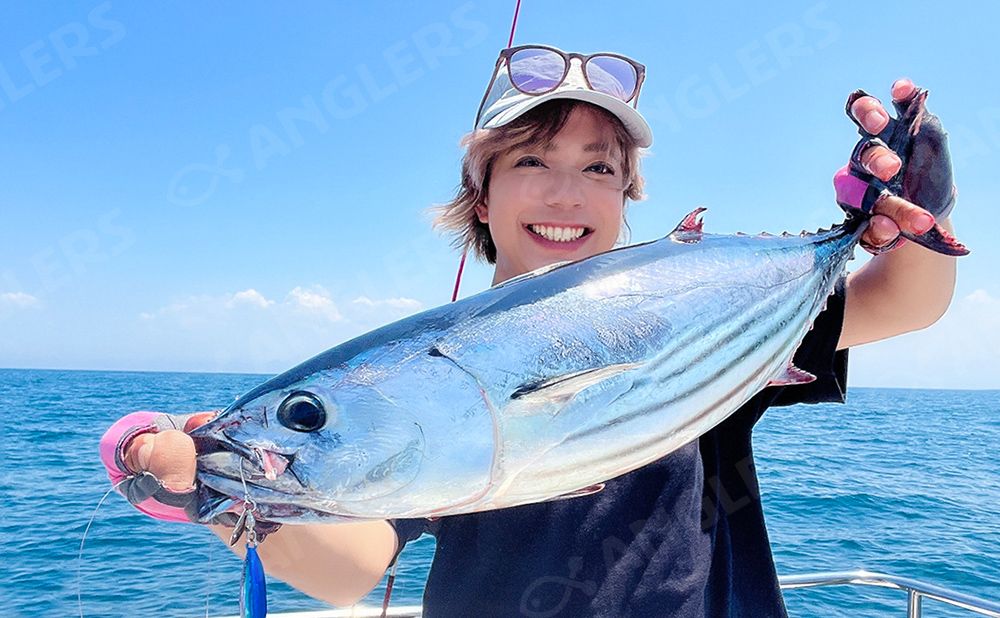 Fishing Guide ELLE 【乗合】カツオ・コシナガマグロキャスティング - アングラーズ釣船予約
